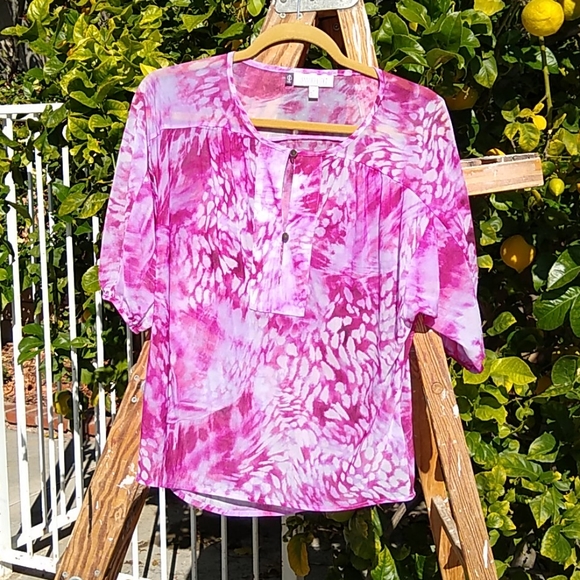 Jennifer Lopez | Tops | Jennifer Lopez Chiffon Watercolor Printtop Pink ...